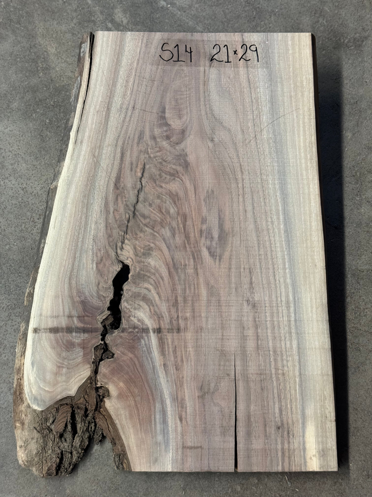 S14 Character Walnut - 29x21, 4/4" Thick | stoneycreekwoodsupply